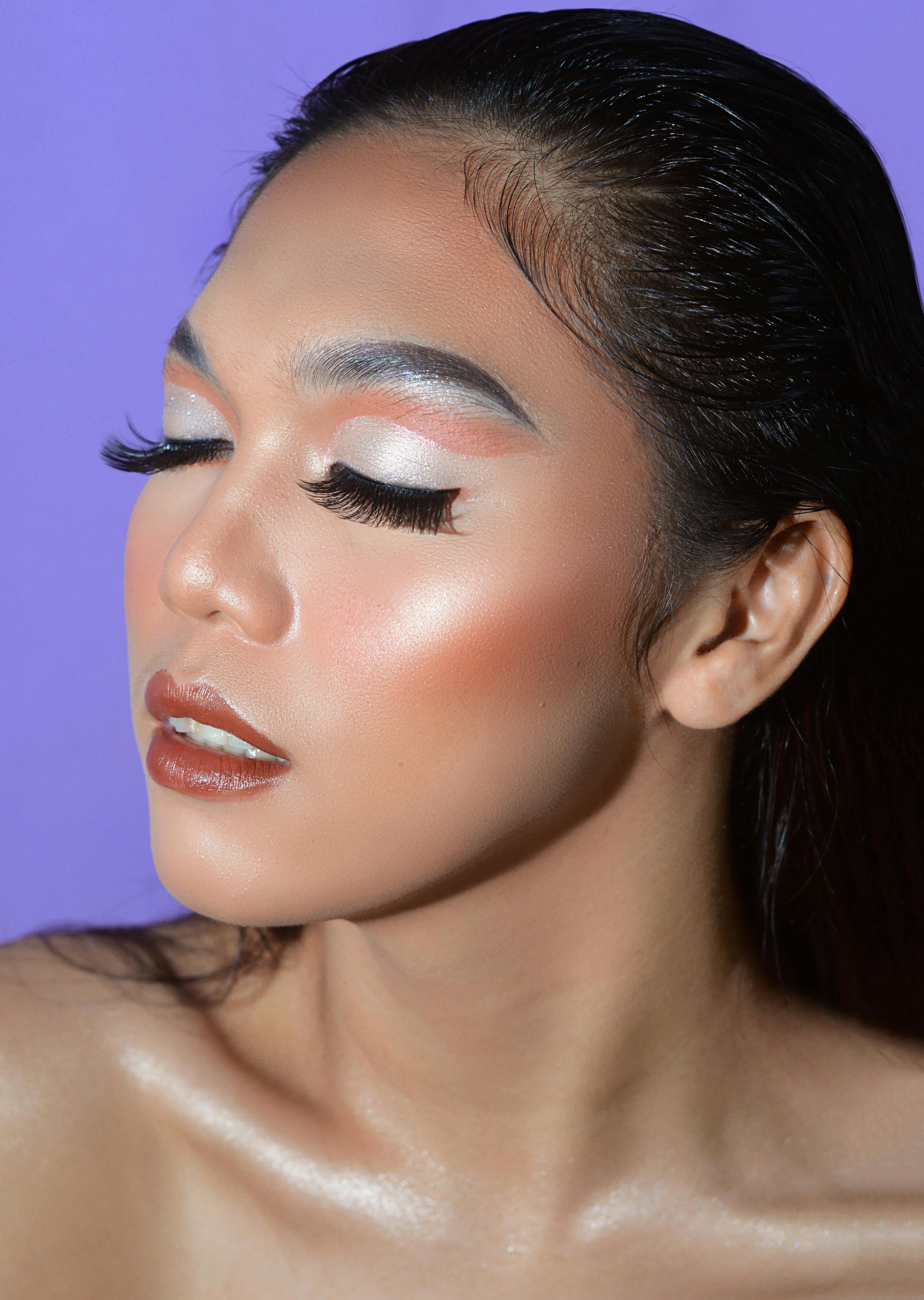 Top 10 Contour Makeup Products for 2024 – McGrocer